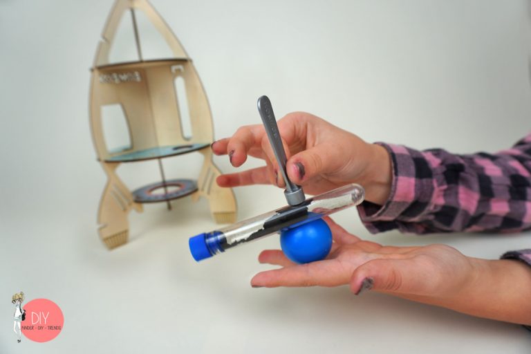 Experimente mit Magnet / Magnetpulver . KOSMOS Pepper MINT | Kinder DIY ...